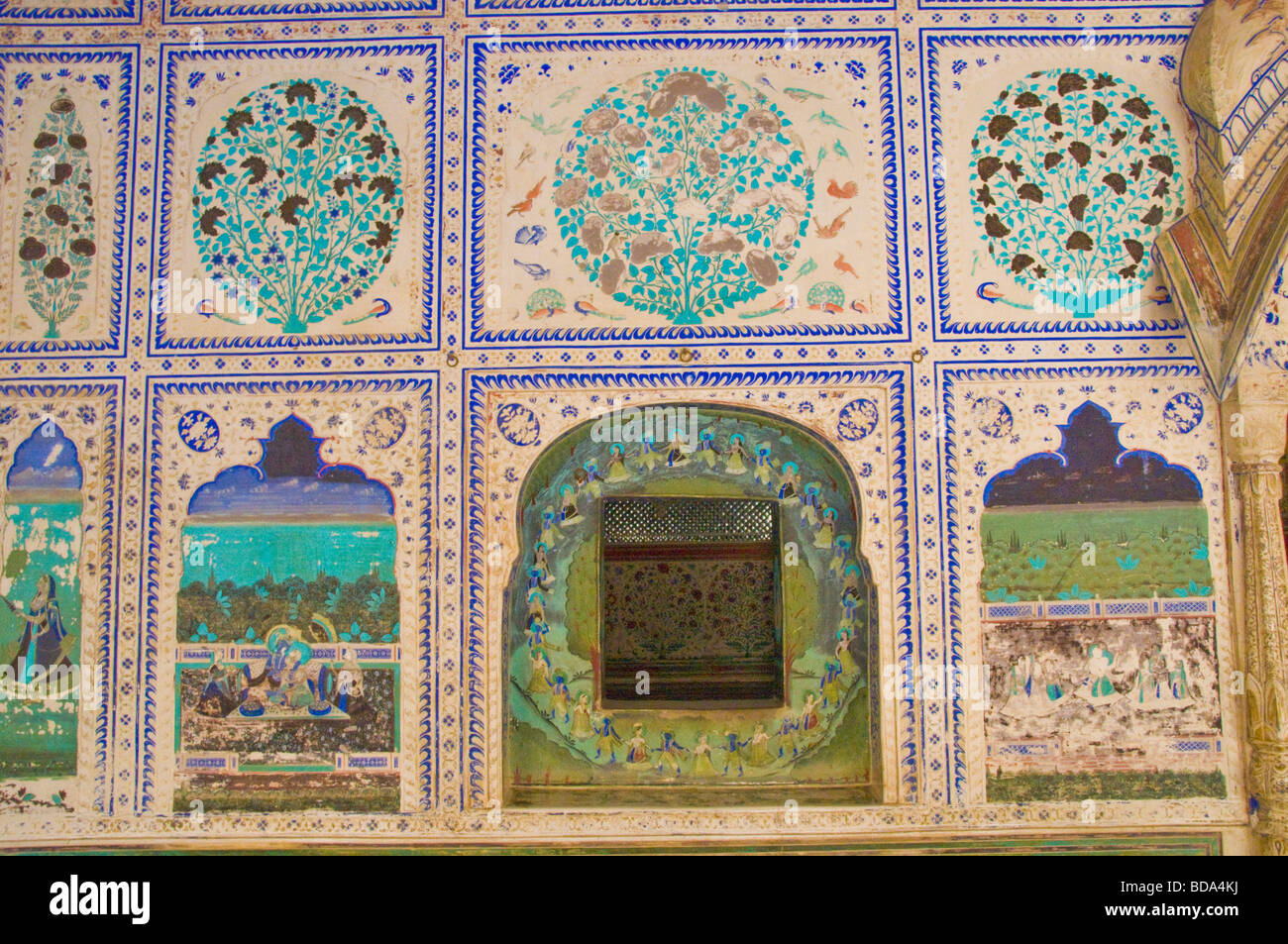 Shish mahal jali screens hi-res stock photography and images - Alamy