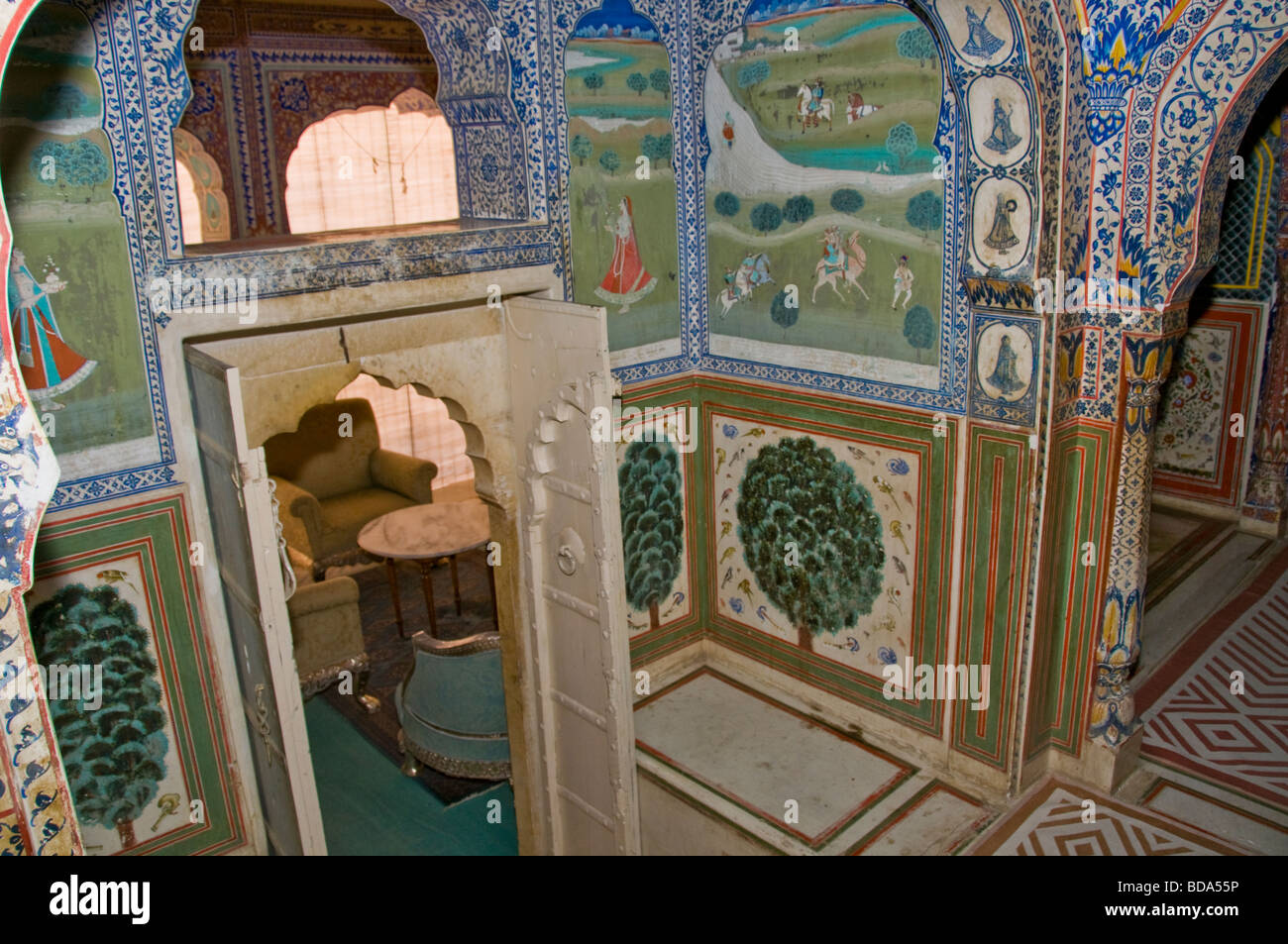 Shish mahal jali screens hi-res stock photography and images - Alamy