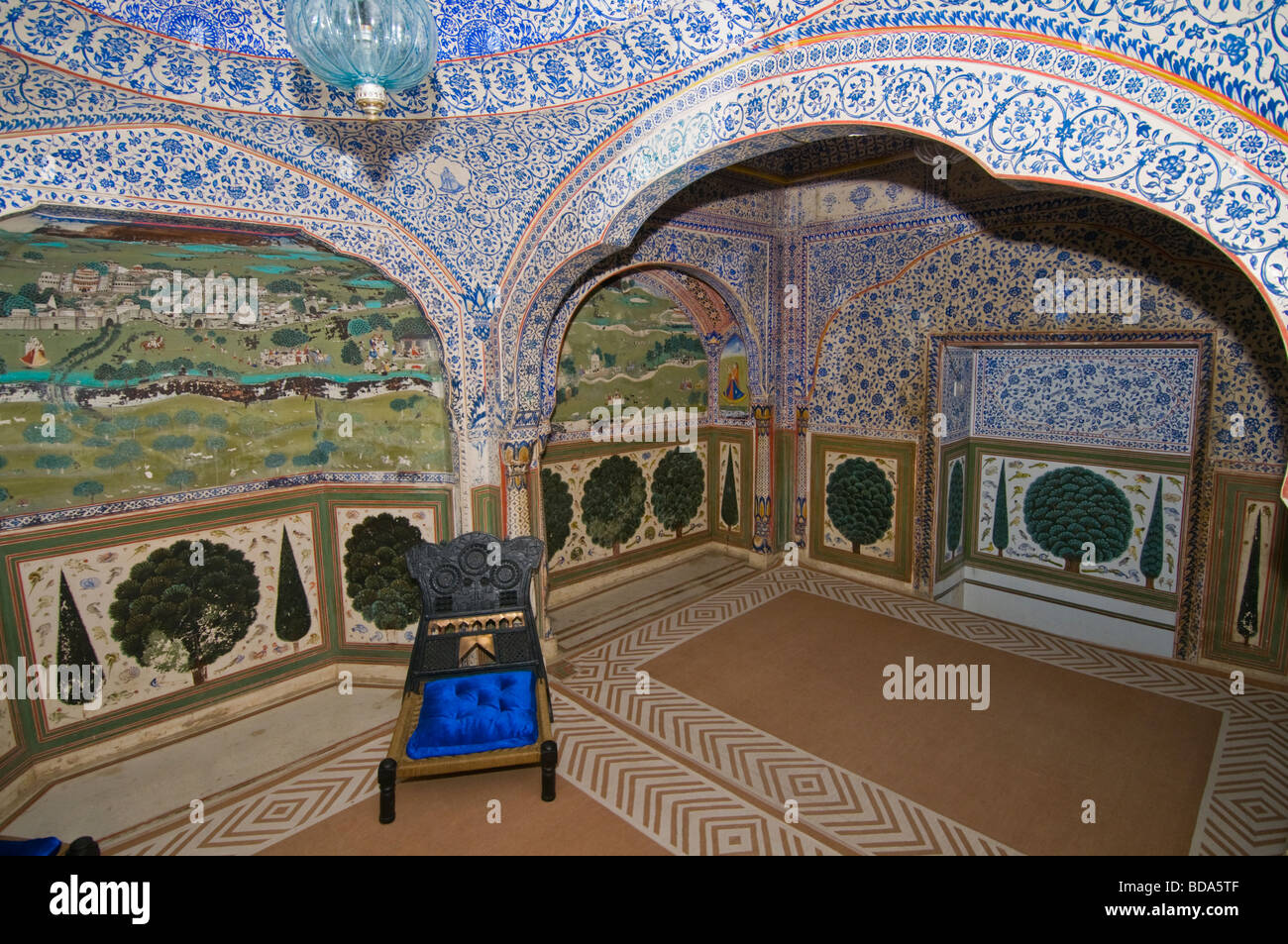 Indian hotels hall hi-res stock photography and images - Alamy