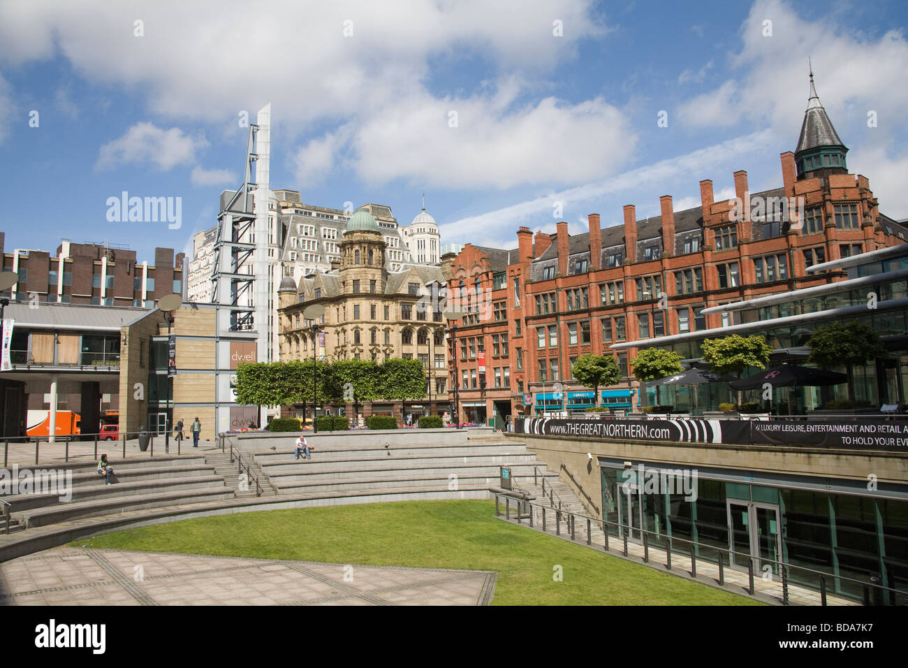 Great northern square hi-res stock photography and images - Alamy