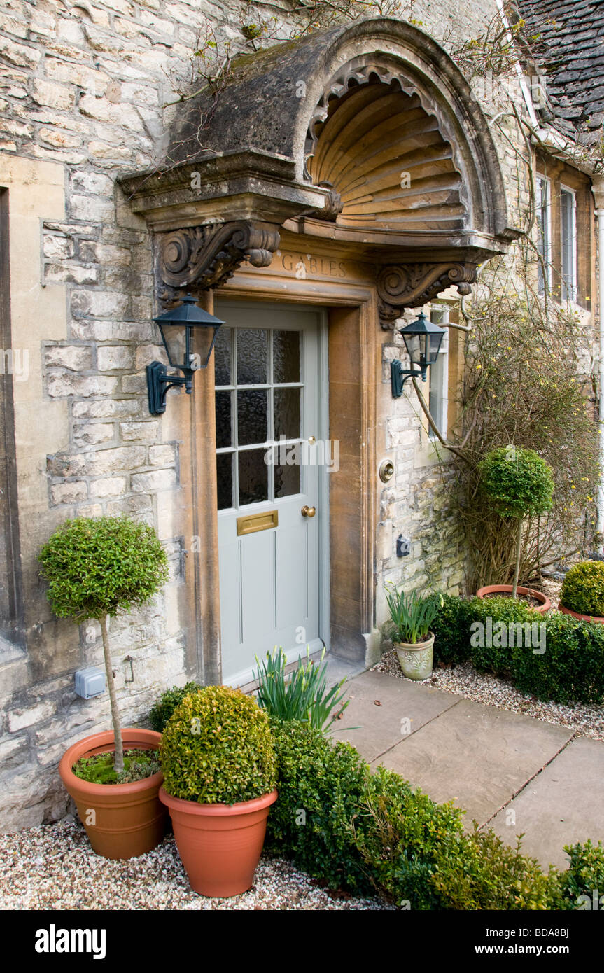 Stone Cottage, Cotswolds, Gloucestershire Stock Photo - Alamy