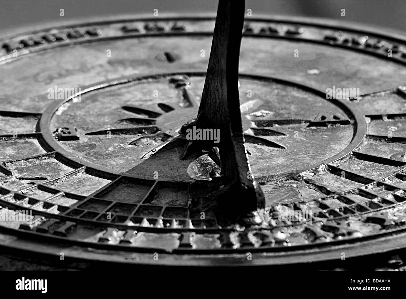 Metal sun dial Black and White Stock Photos & Images - Alamy
