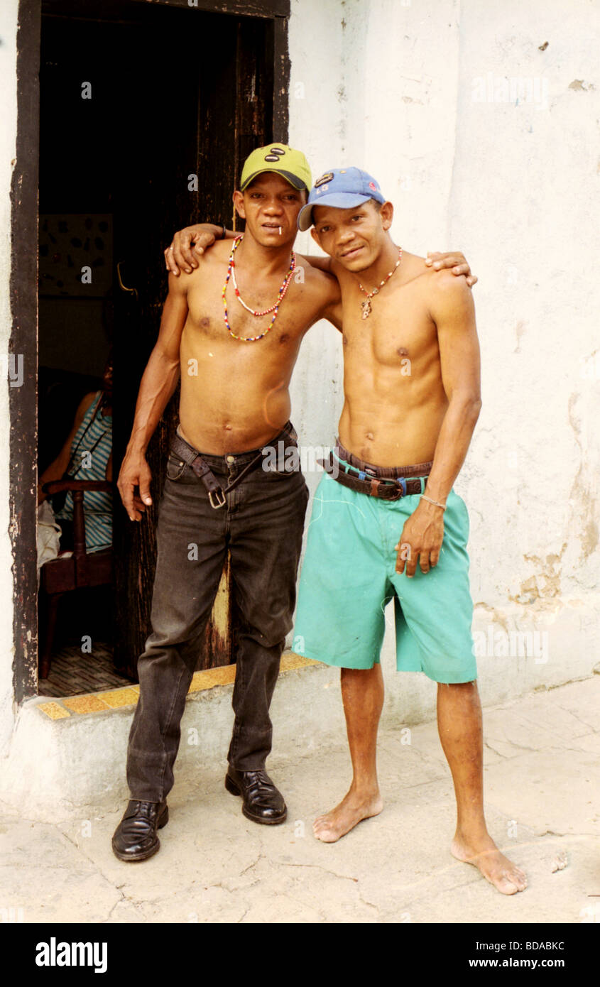 Male identical twins hi-res stock photography and images - Alamy