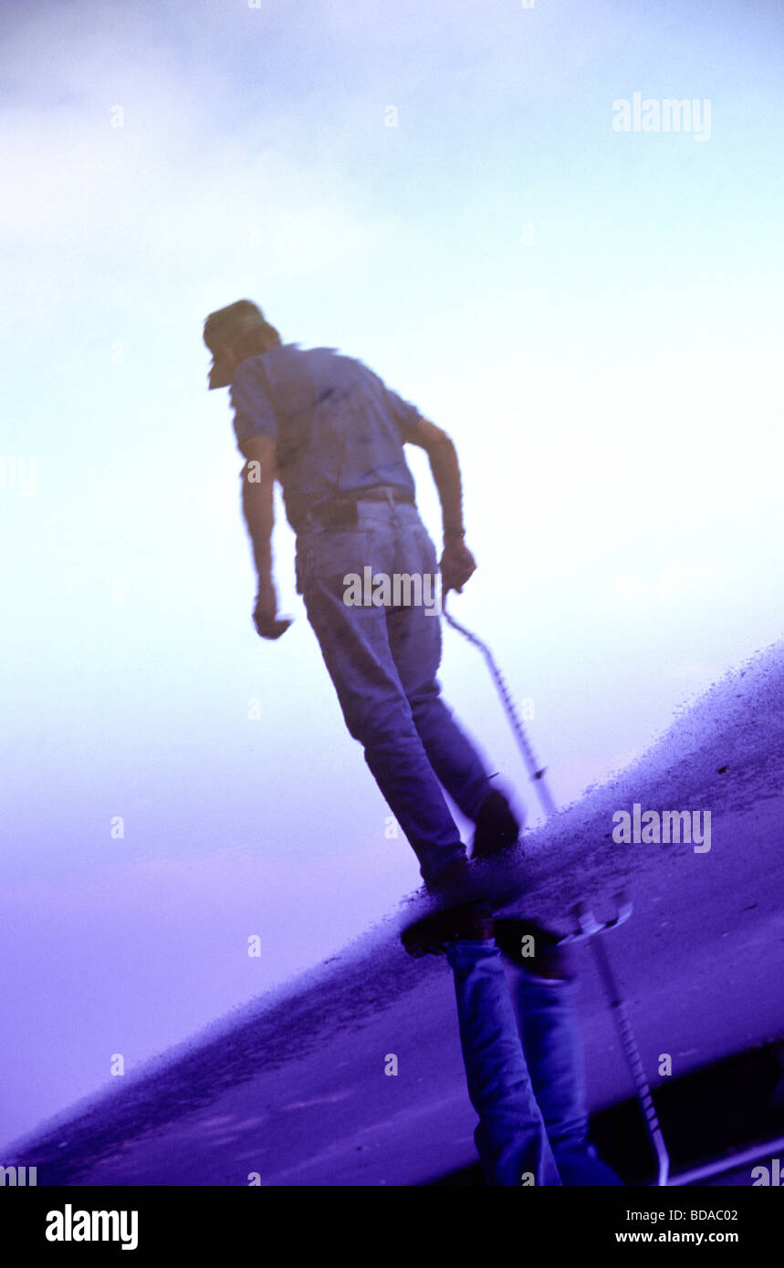 Limp walk hi-res stock photography and images - Alamy