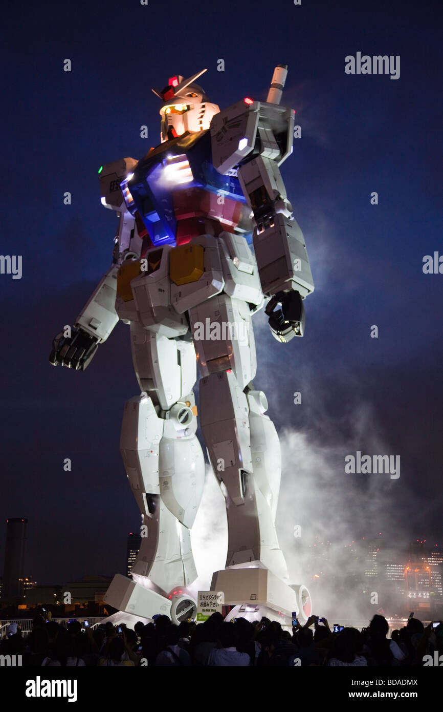 Gundam at Odaiba - Japanese Superhero Stock Photo - Alamy