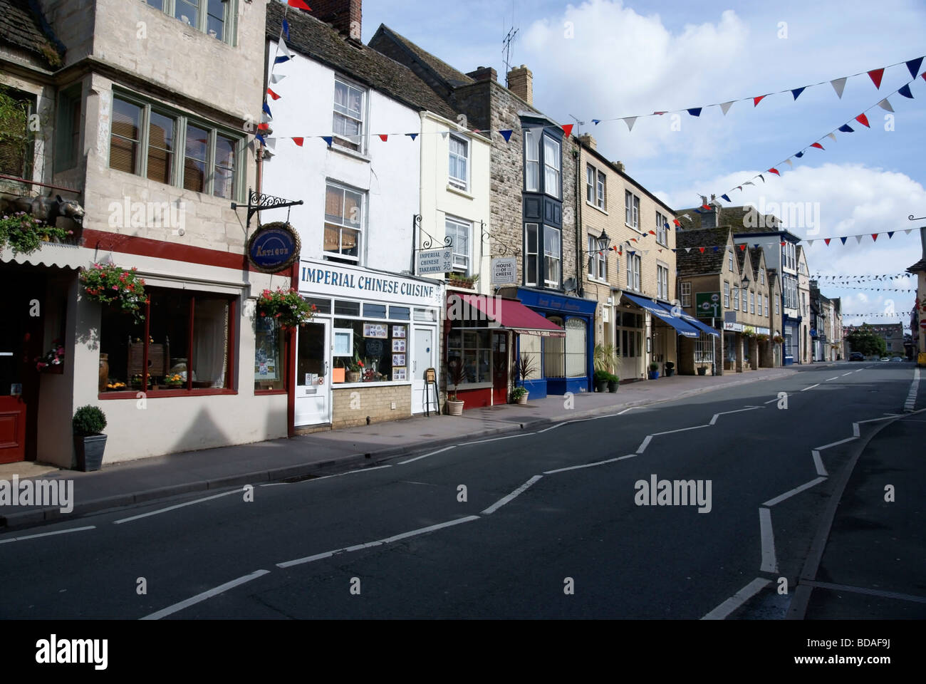 Tetbury High Street High Resolution Stock Photography and Images - Alamy