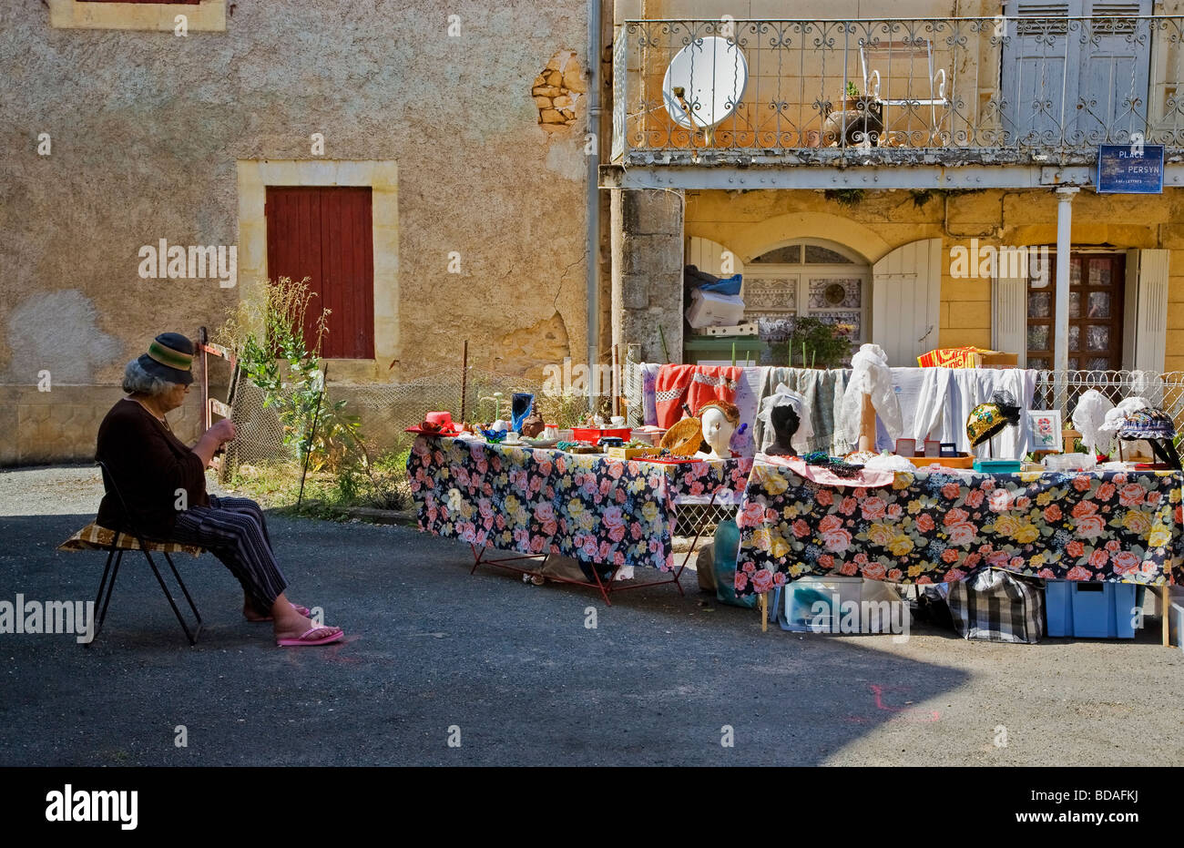 Quintessential french scene hi-res stock photography and images - Alamy