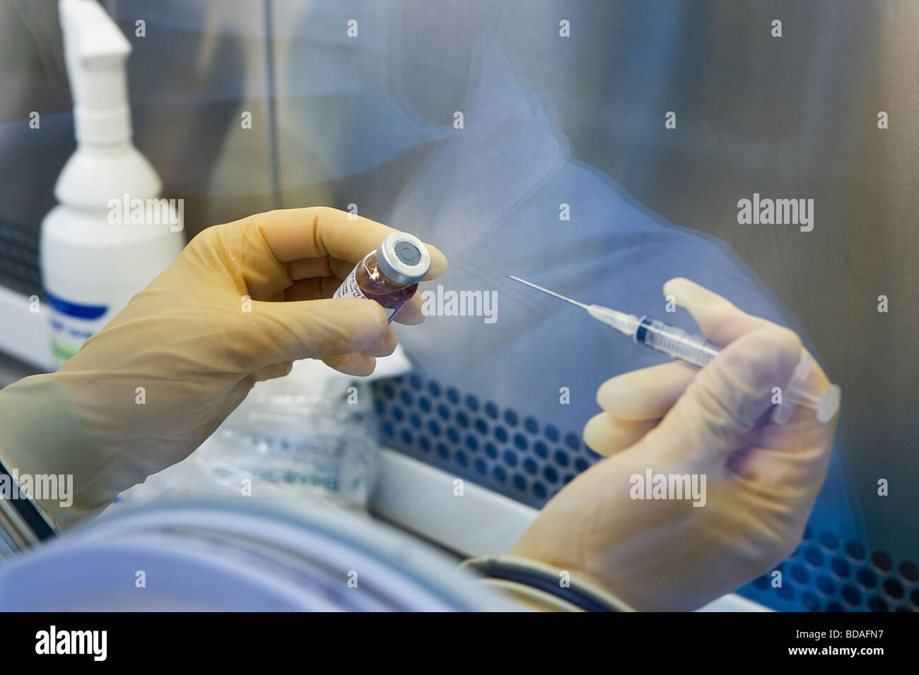 Sterile drugs being prepared in sterile hospital unit Stock Photo - Alamy