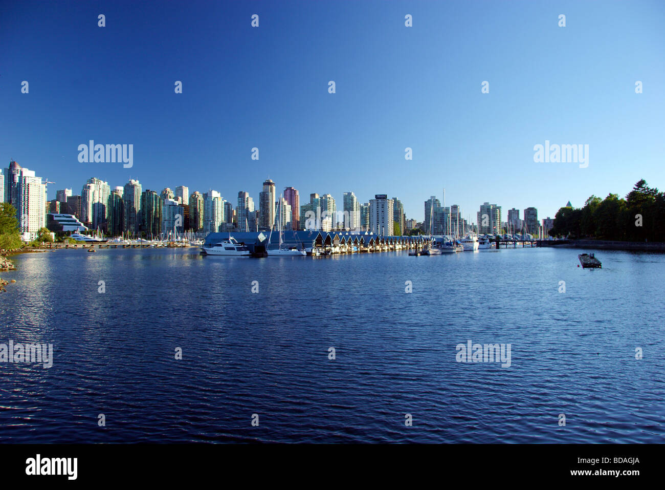 West end skyline at coal harbour hi-res stock photography and images ...