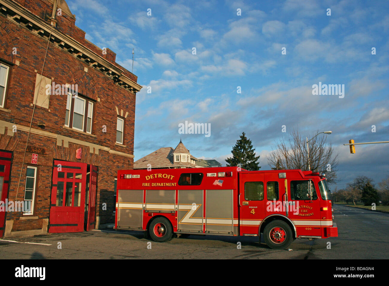 Tactical Man Power Rescue Squad 4 Detroit Fire Department Detroit ...