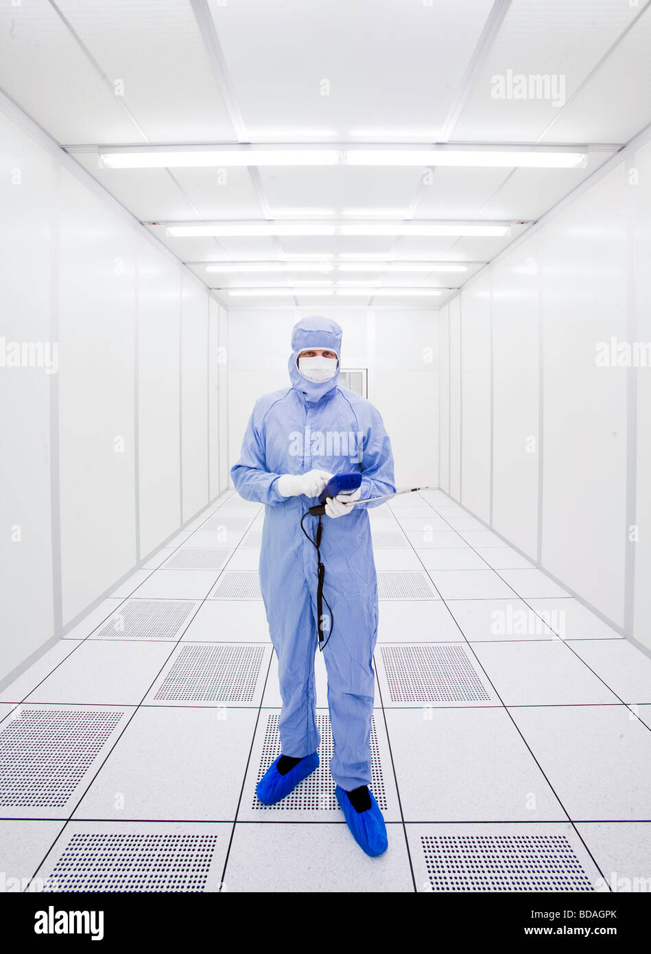 sterilizing sensitive environment for electronic devices Laboratory ...