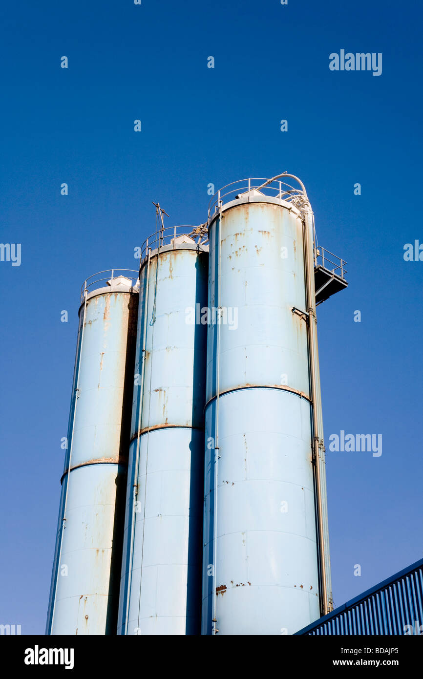 Flour silo hi-res stock photography and images - Alamy