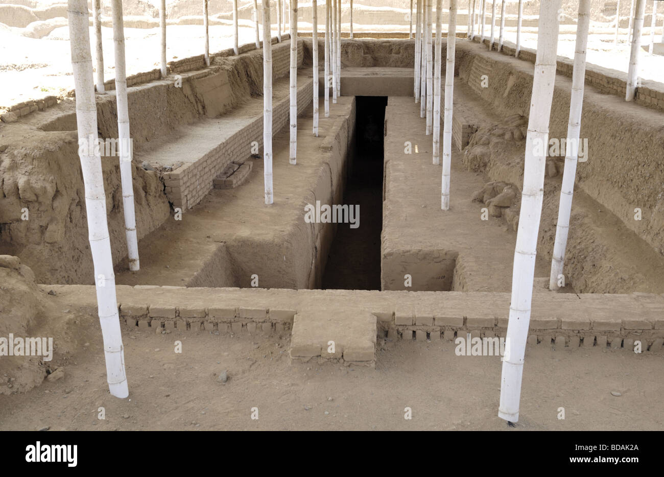 Chan chan adobe mud brick hi-res stock photography and images - Alamy