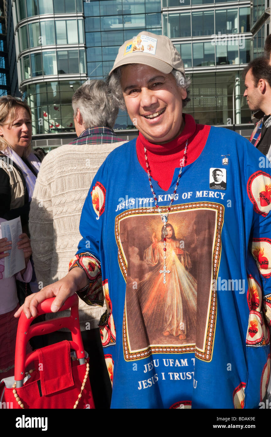 Sister Ruth in Jesus the King of Mercy shirt for Rosary Crusade against ...