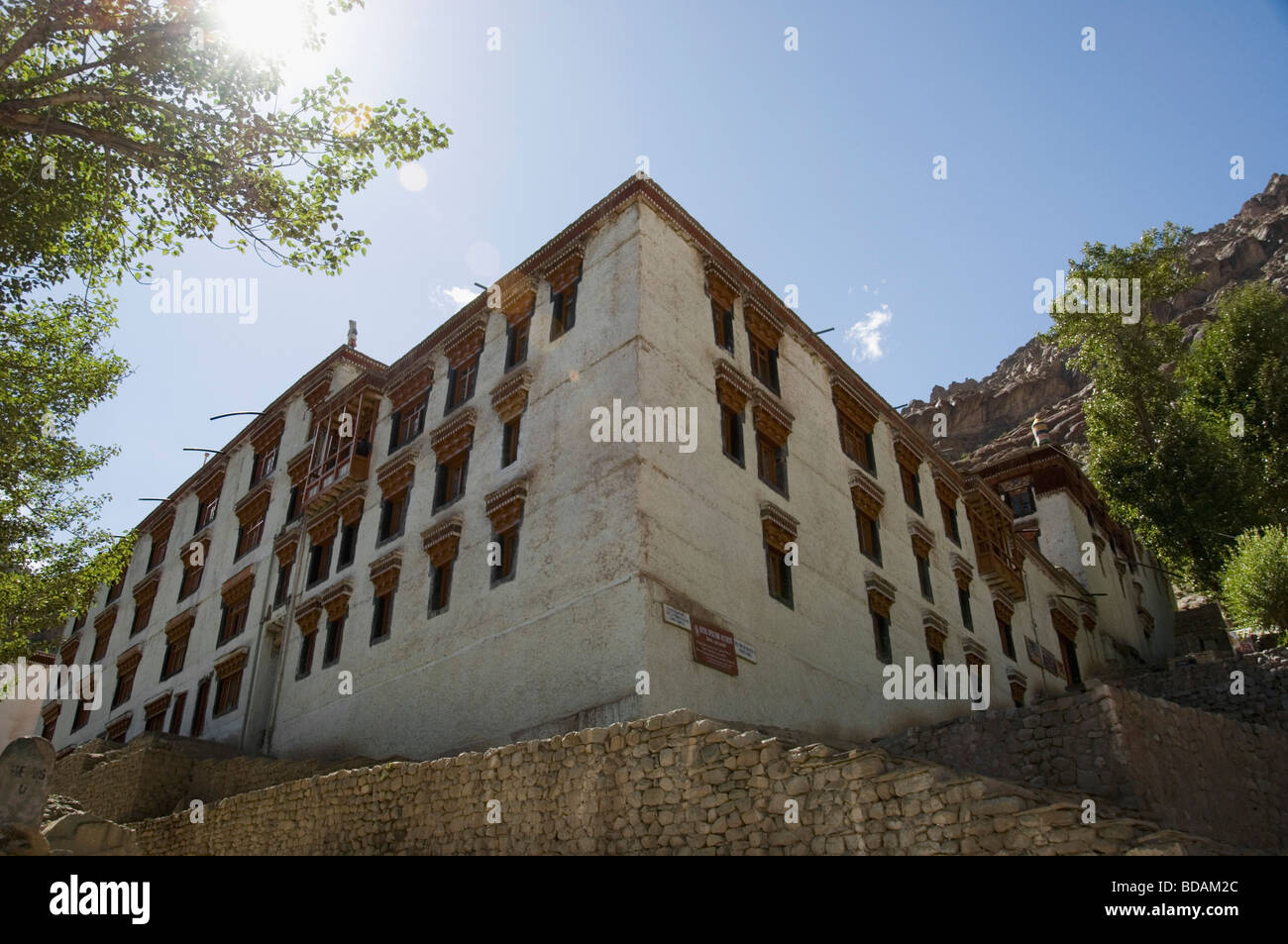 India jammu kashmir ladakh window hi-res stock photography and images ...