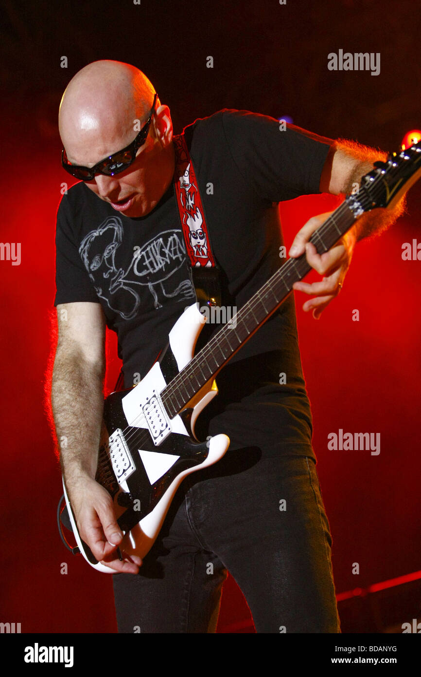 Joe Satriani And Sammy Hagar Of Van Halen High Resolution Stock ...