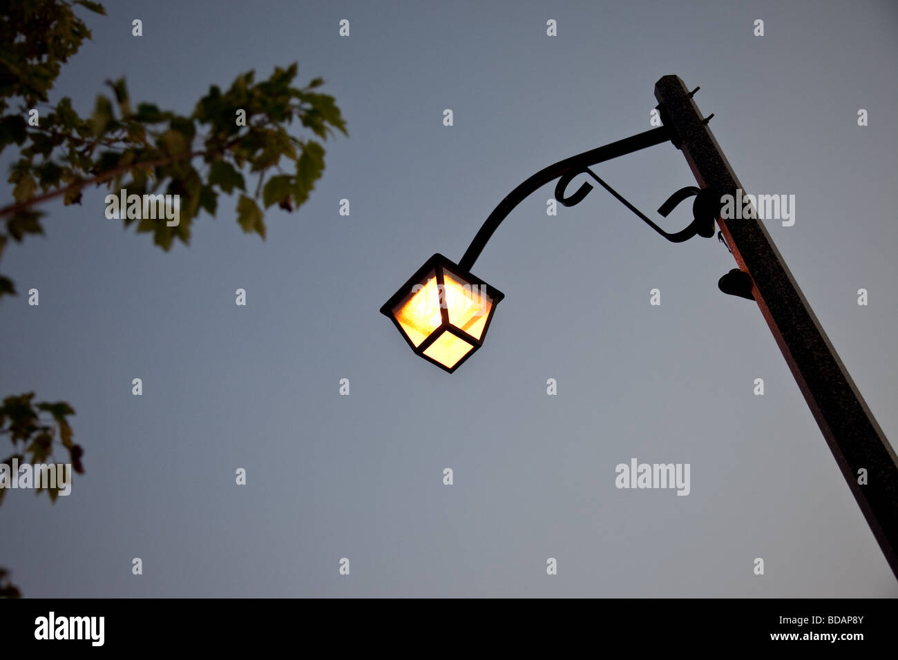 Victorian style street light hi-res stock photography and images - Alamy