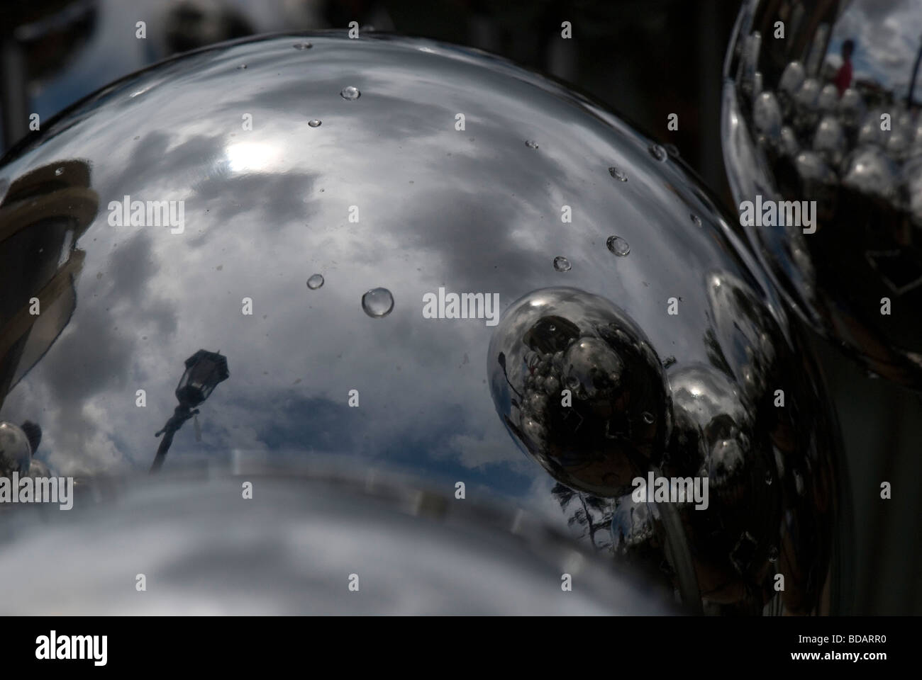 Light shapes sky hi-res stock photography and images - Alamy