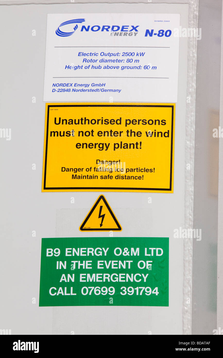 Scout Moor wind farm on the Pennine Moors between Rochdale and ...