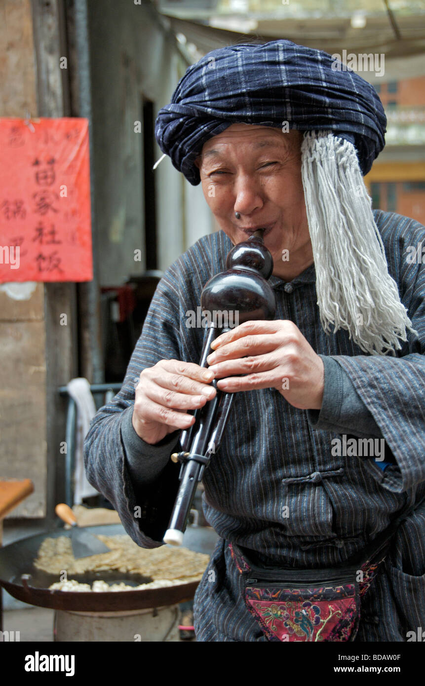Ancient china musical instruments hi-res stock photography and images ...