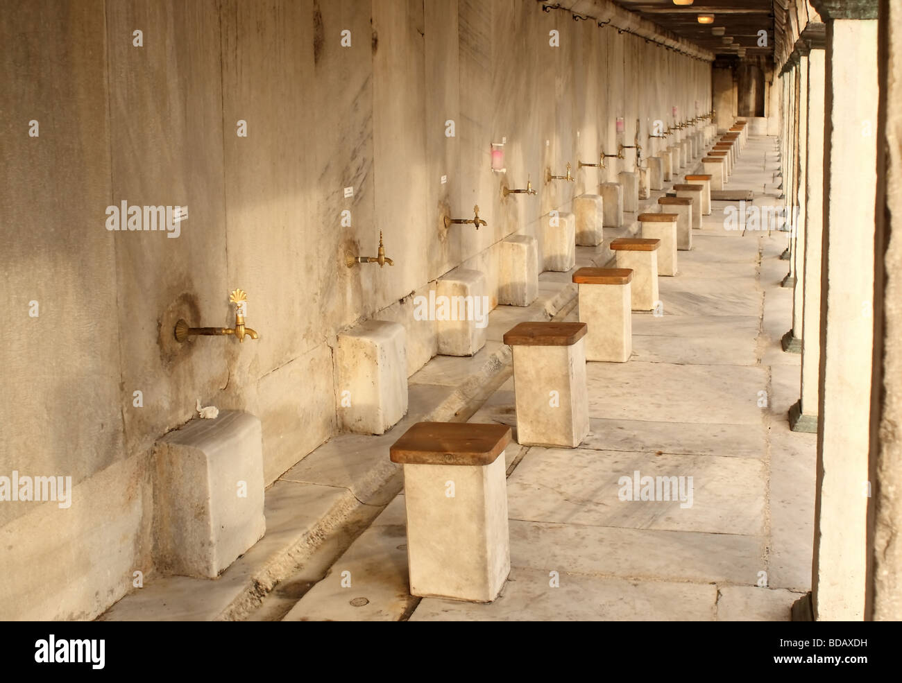 Istanbul turkey blue mosque ritual hi-res stock photography and images ...