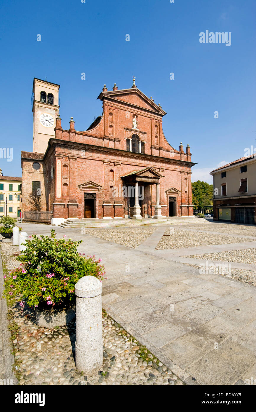 Codogno province lodi parochial church hi-res stock photography and ...