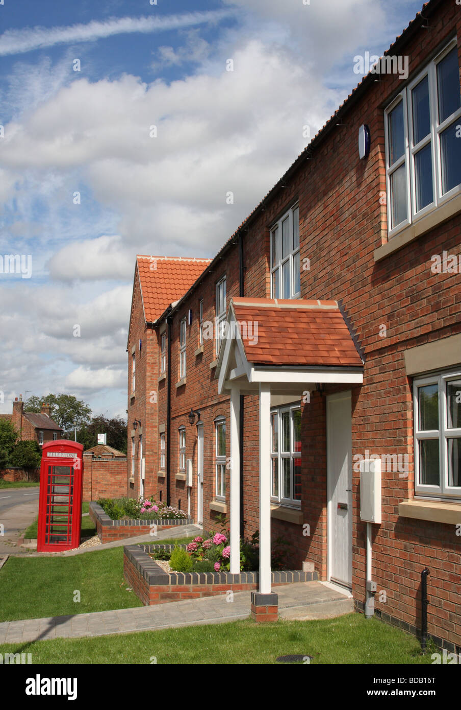 New build houses in the village of Shelford, Nottinghamshire, England ...