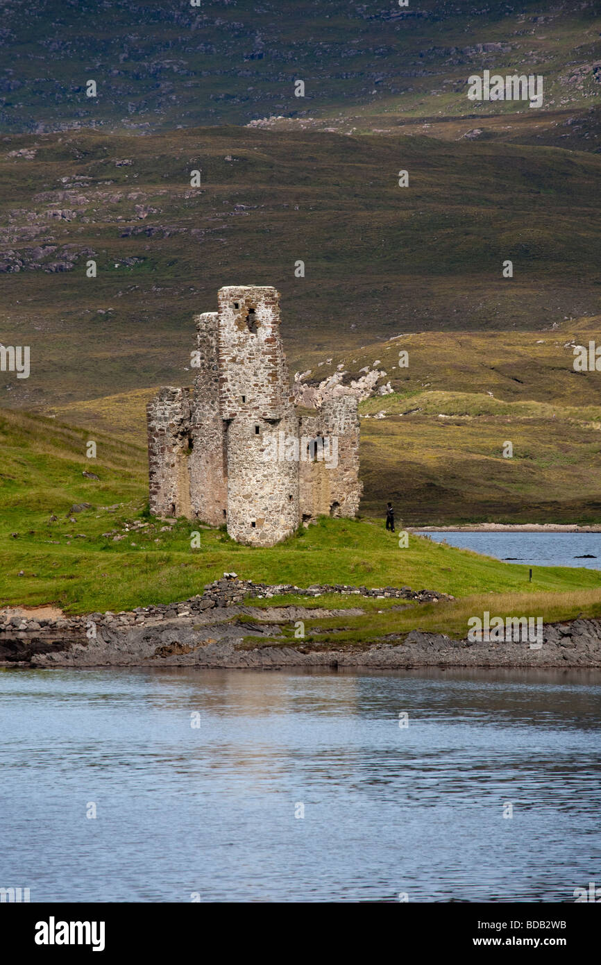 Historic ruined Ardvreck Castle, Loch Assynt, an ancient ruined ...