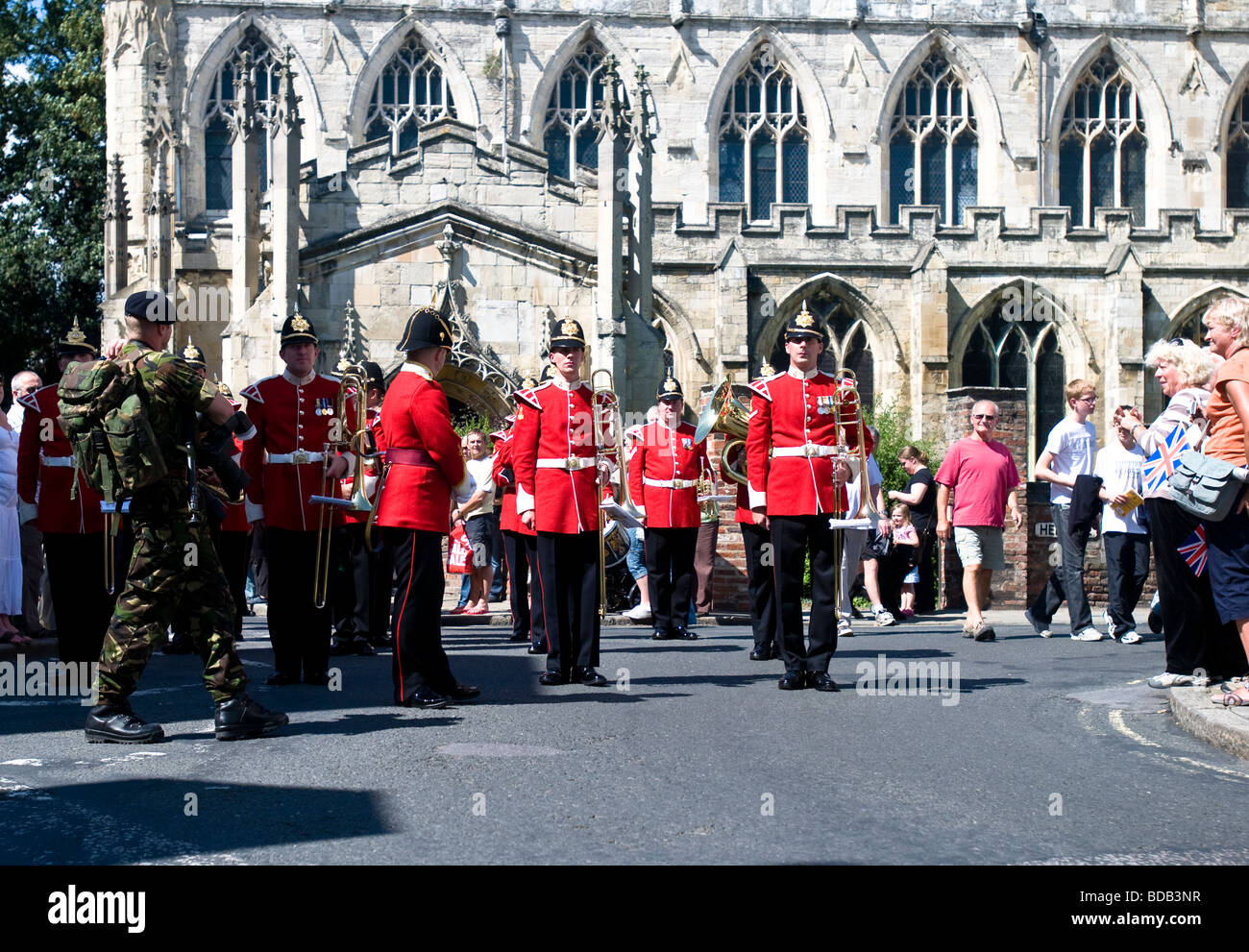 Members of the 1st Battalion The Yorkshire Regiment Band of the King's ...