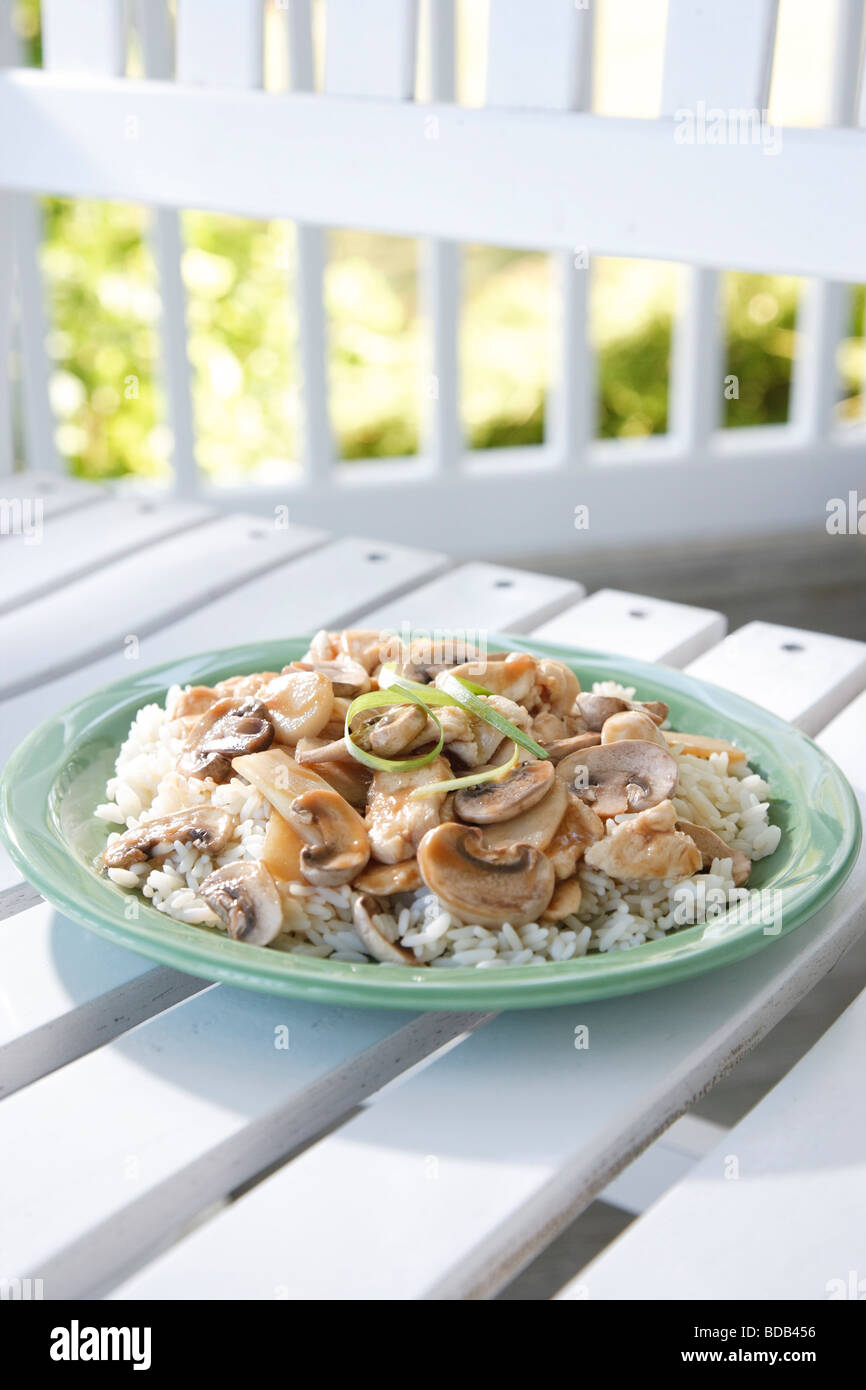 Moo goo gai pan hi-res stock photography and images - Alamy