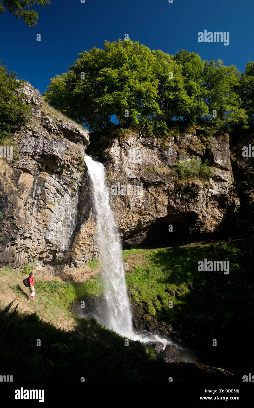 98 feet high hi-res stock photography and images - Alamy