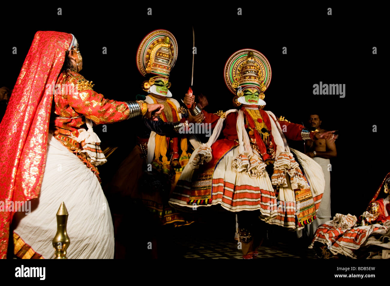 Traditional indian dance hi-res stock photography and images - Alamy