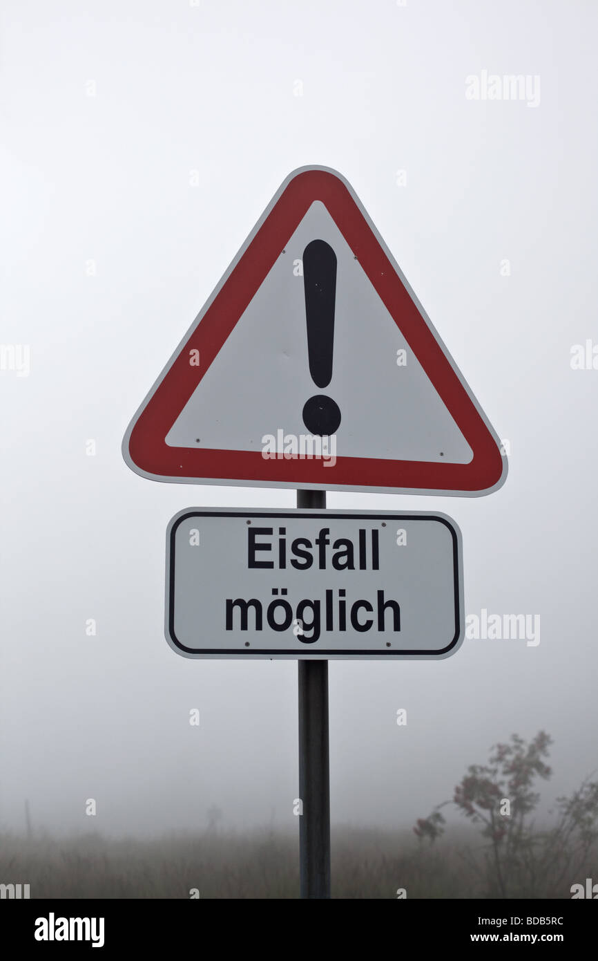 Warning sign and exclamation hi-res stock photography and images - Alamy