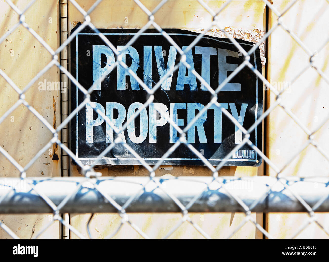 private property sign at construction site Stock Photo - Alamy