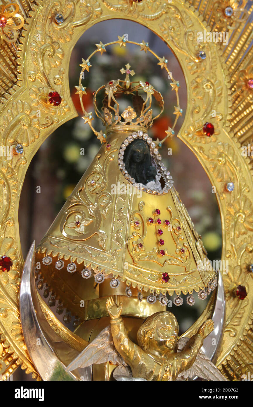 Virgen de los angeles costa rica hi-res stock photography and images ...
