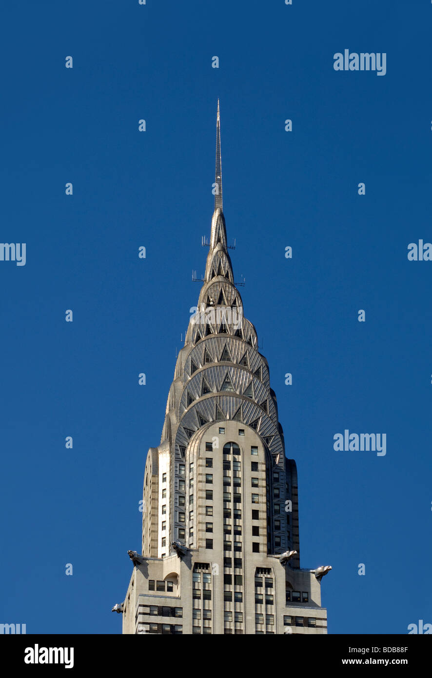 Art deco chrysler building hi-res stock photography and images - Alamy