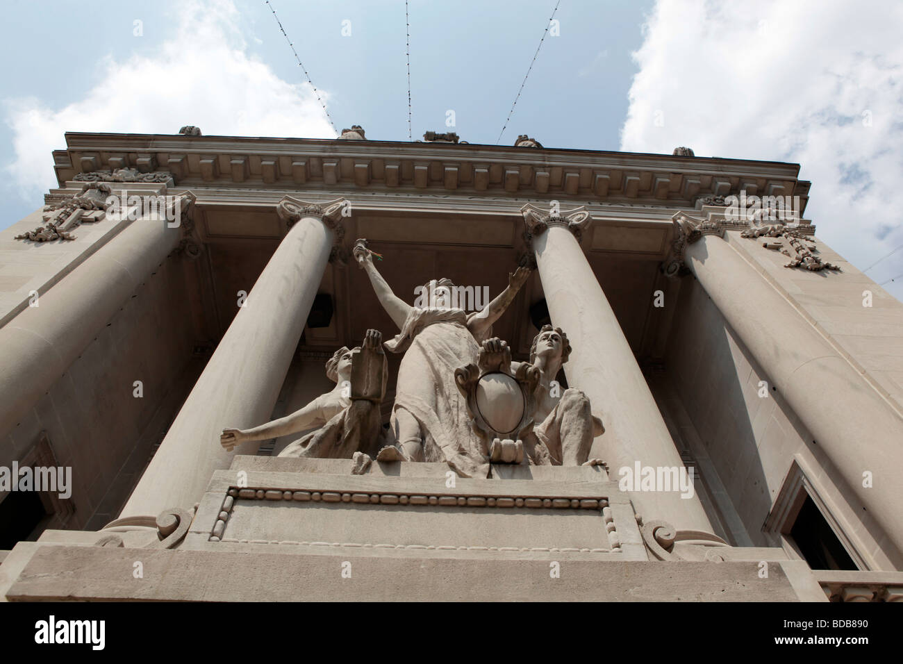 South view of the Monroe County Courthouse in Bloomington, Indiana ...
