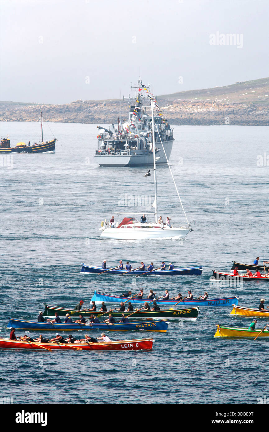 Pilot Gig Racing Scilly Isles Stock Photos & Pilot Gig Racing Scilly ...