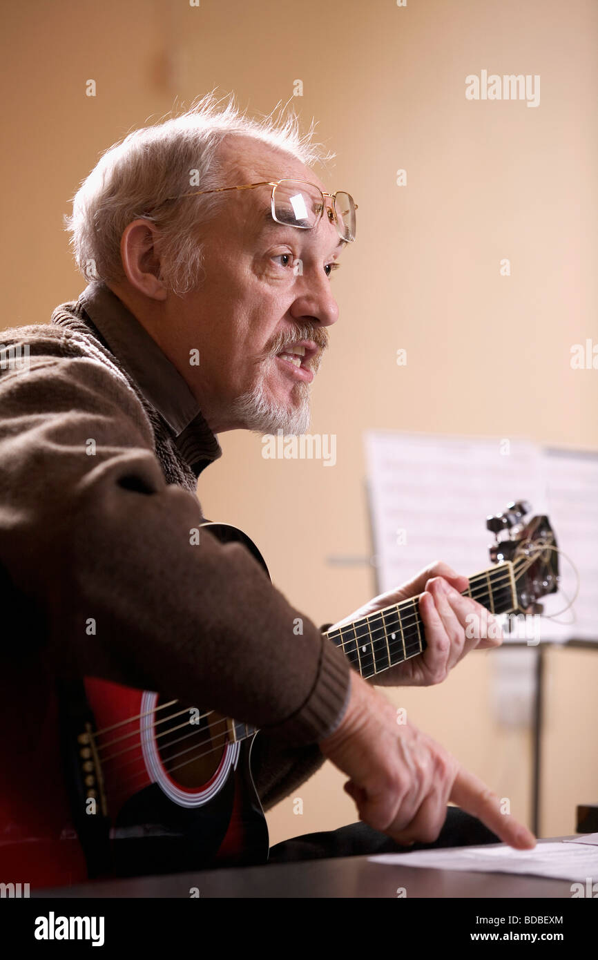 Making Music, Guitar High Resolution Stock Photography and Images - Alamy
