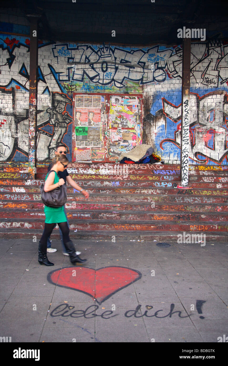 Germany, Hamburg, Schanzenviertel, St Pauli The Rota Flora Building ...
