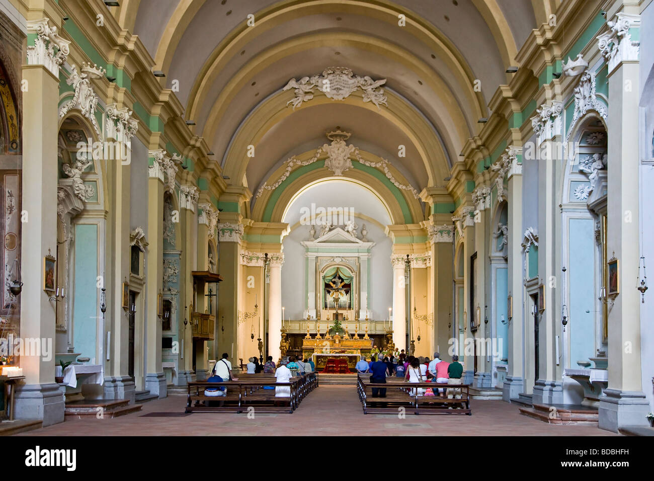 Catholic church service hi-res stock photography and images - Alamy