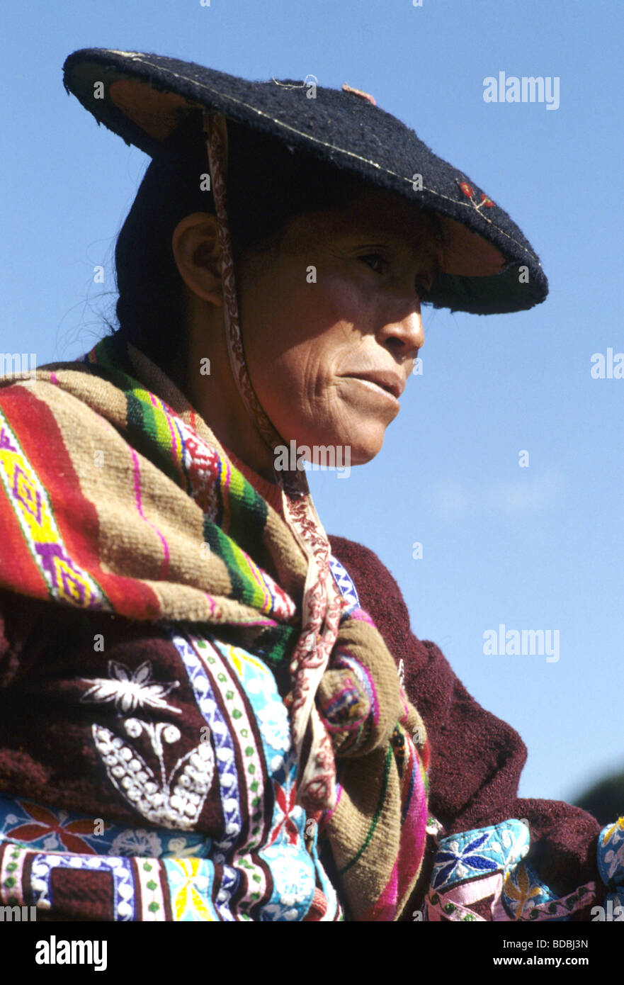 Native Quechua Indian in Cuzco, Peru Stock Photo - Alamy