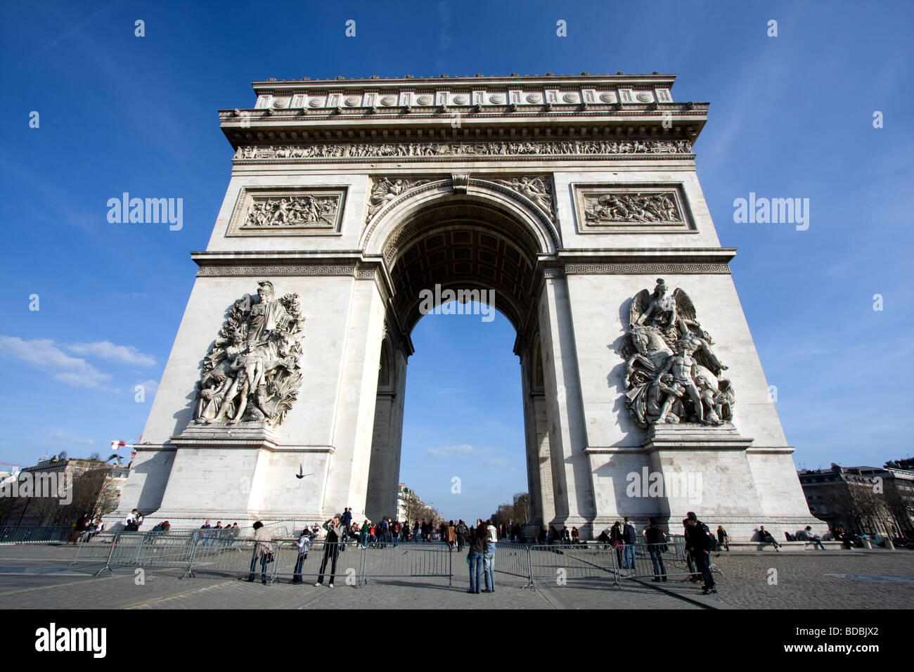 Arch arc triumph parsi france hi-res stock photography and images - Alamy