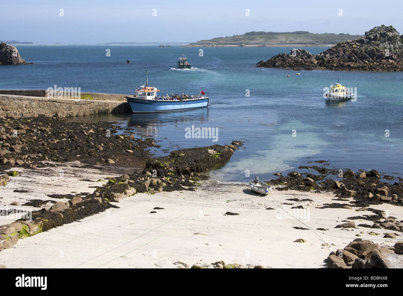 Harbour st agnes hi-res stock photography and images - Alamy