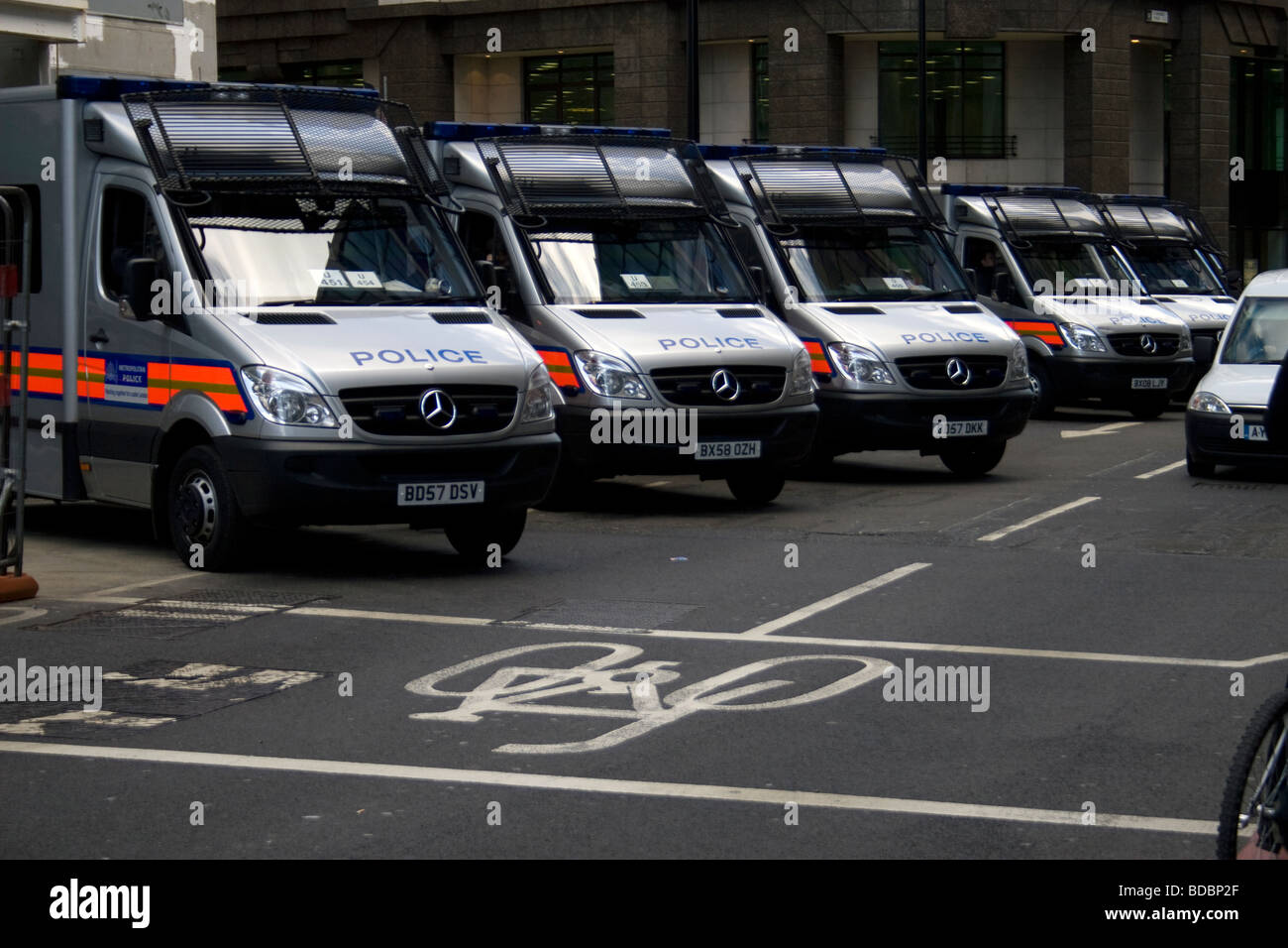 Police vans hi-res stock photography and images - Alamy