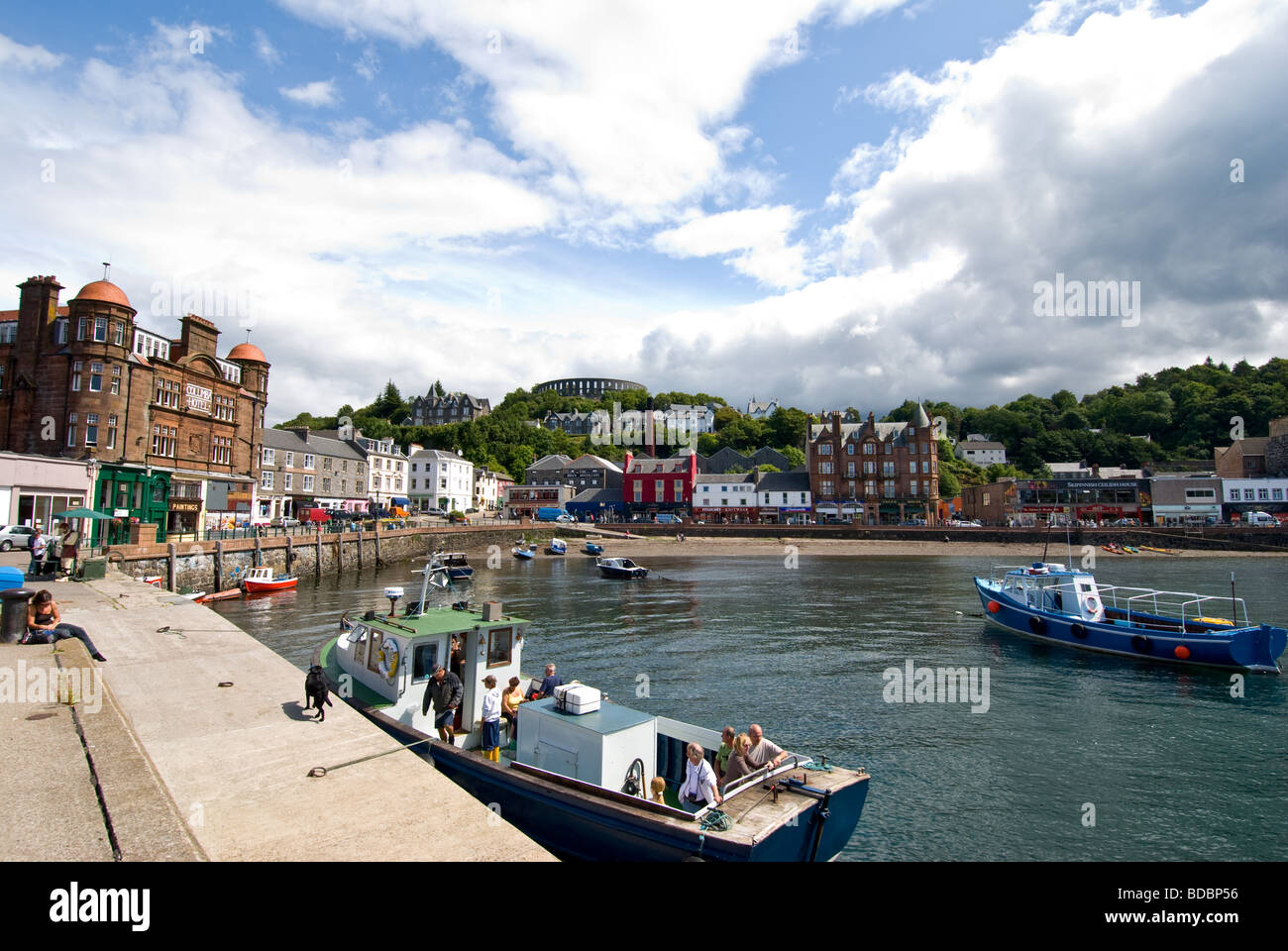 The harbour and sea front at Oban, Scotland Stock Photo - Alamy