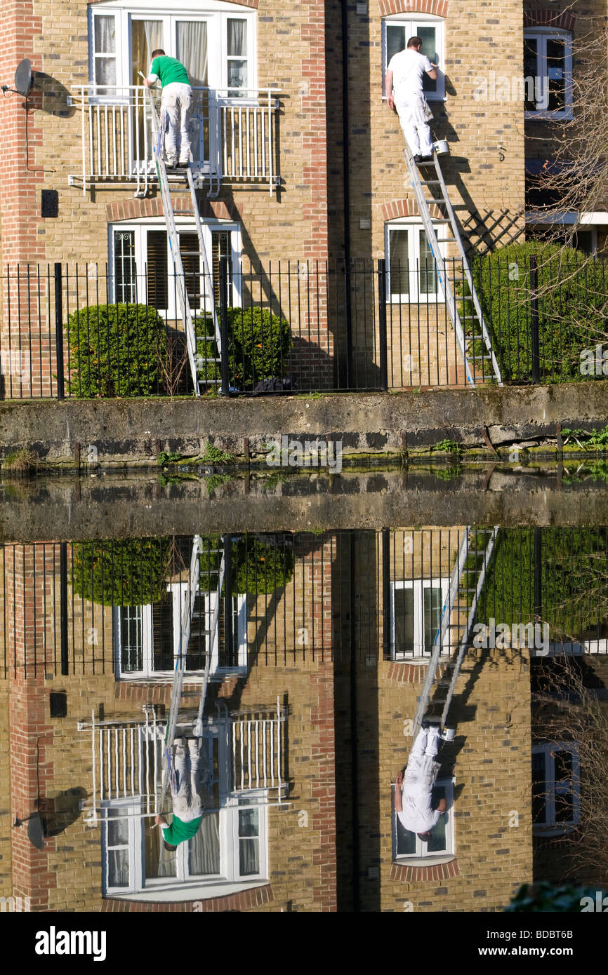 Painter decorators up ladders hi-res stock photography and images - Alamy
