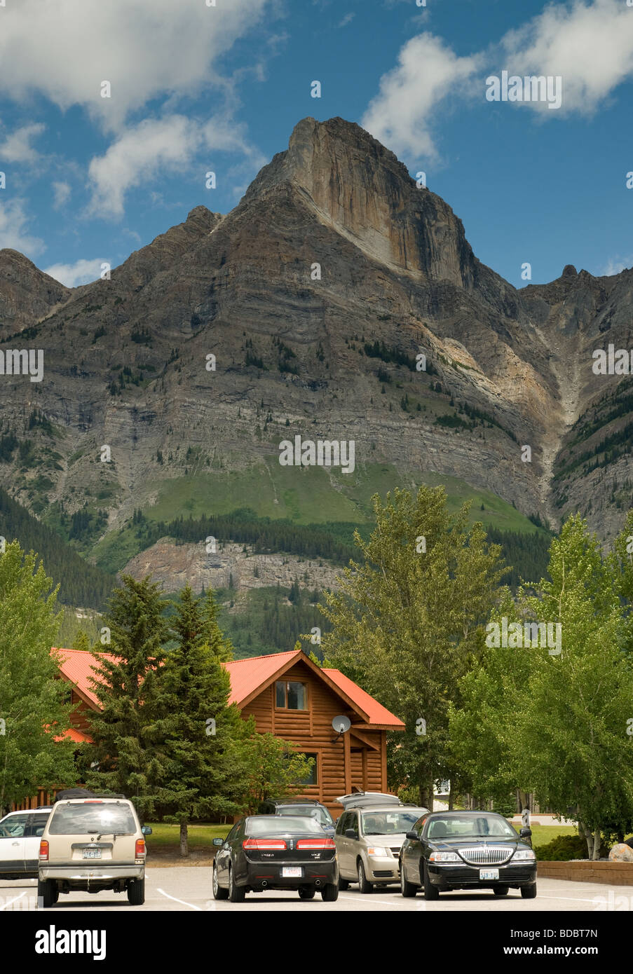 Canadian Rocky Mountains, rest stop on the Icefield Parkway Stock Photo ...