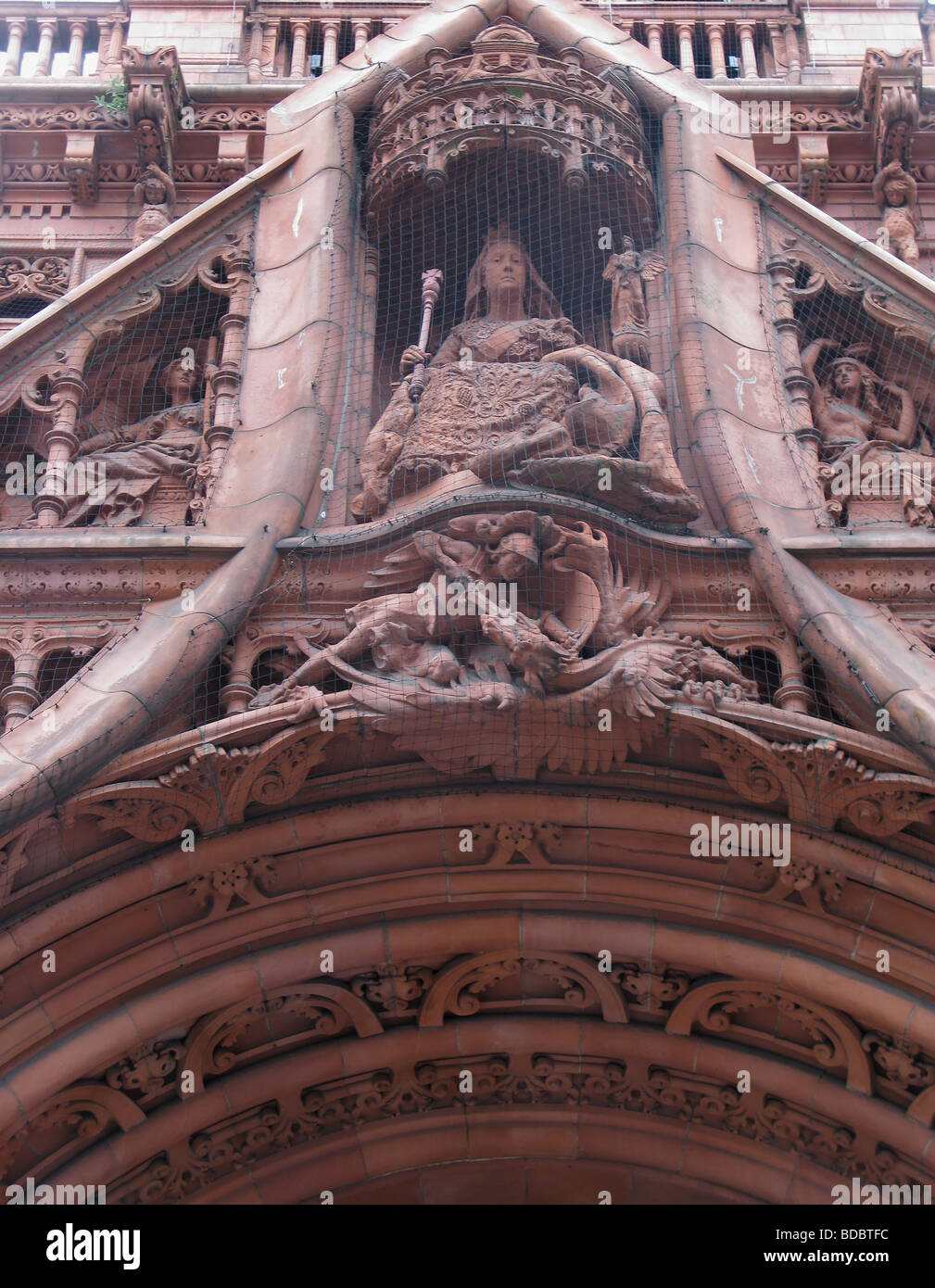 Victorian building birmingham court hi-res stock photography and images ...