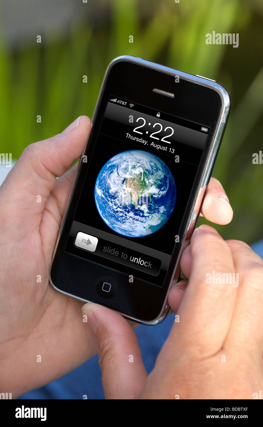 Start iphone hi-res stock photography and images - Alamy